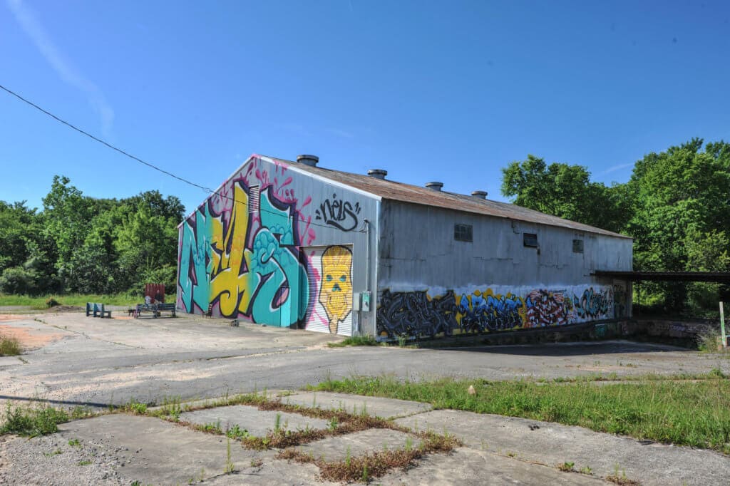 Art + graffiti = future Triangle Arts Macon brings new life to an ...